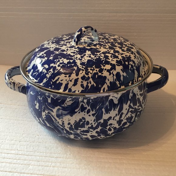 Golden Rabbit | Kitchen | Golden Rabbit Dutch Oven New | Poshmark